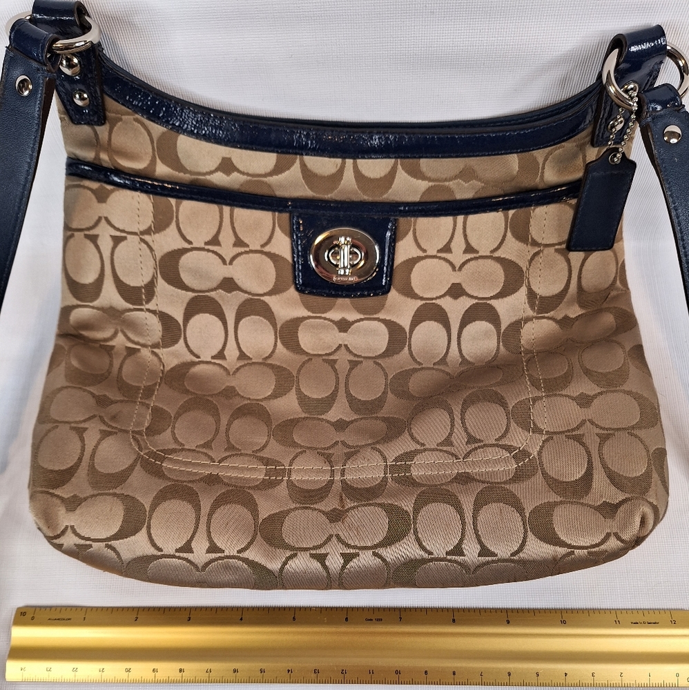 Coach Penelope Khaki Navy Signature Shoulder Bag F190… - Gem